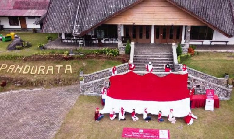 Perajut Nusantara Bikin Bendera Rajut Terbesar Pertama di Indonesia ...