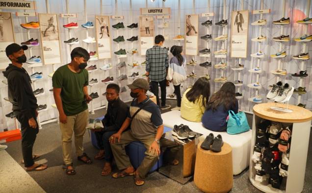 Nike Gandeng Giordano Indonesia Hadirkan Konsep Nike Live di Surabaya ...